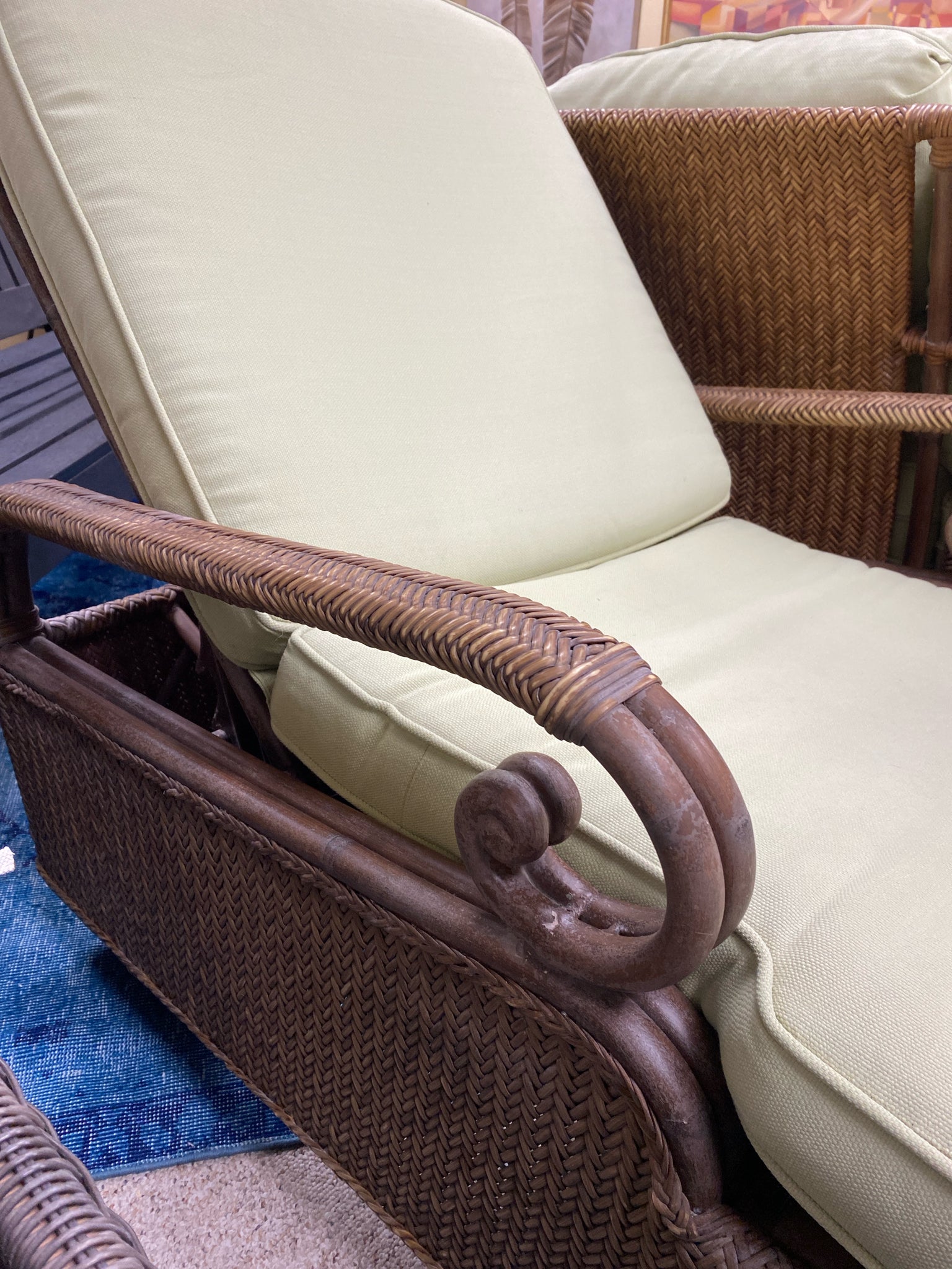 BRAXTON CULLER OUTDOOR CHAISE WITH GREEN CUSHION – Consign & Design