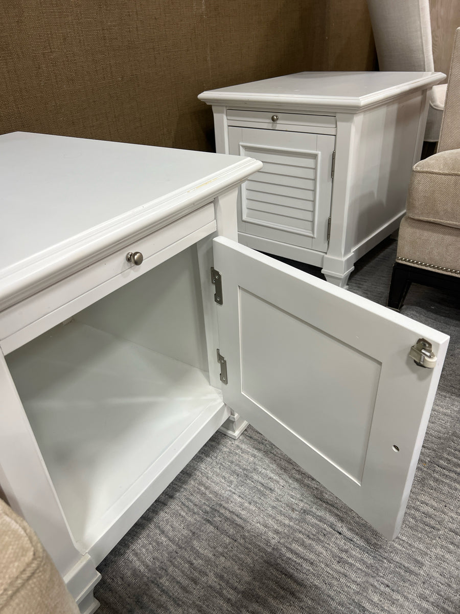 New Arrivals PAIR OF NIGHT STANDS 1 SHUTTER DOOR – Consign & Design