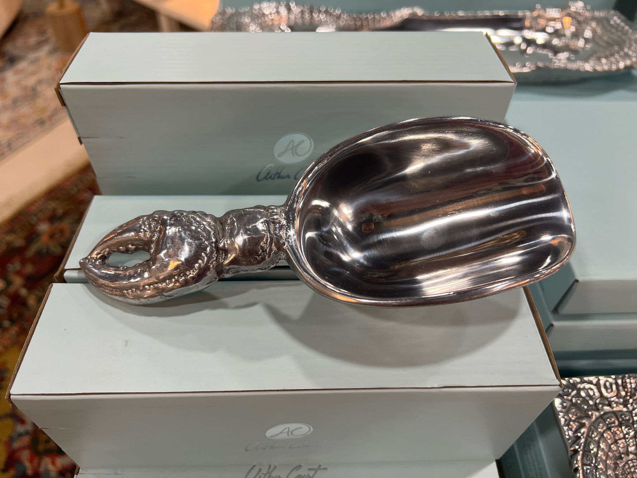 CRAB ICE SCOOP ARTHUR COURT – Consign & Design