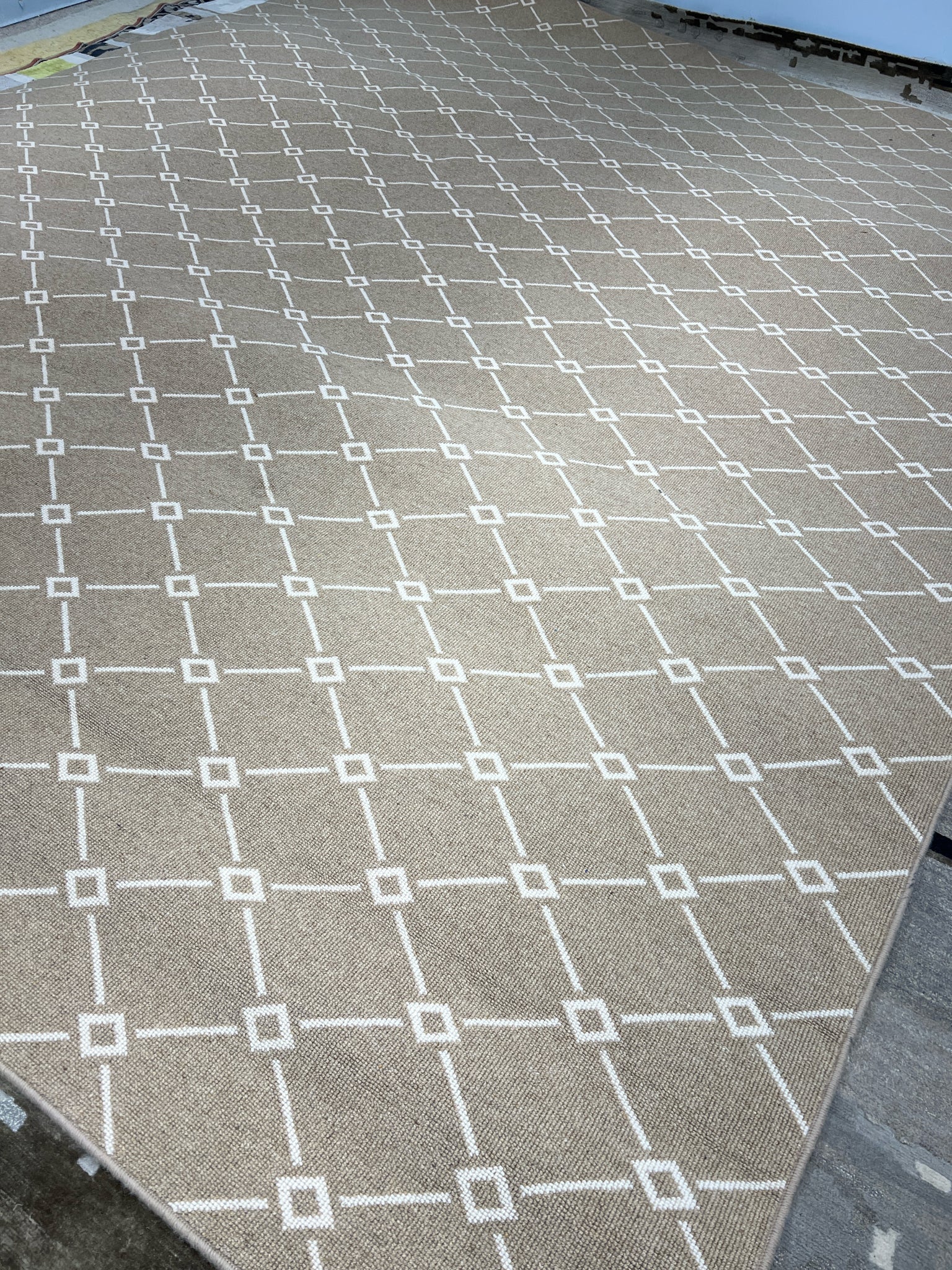 STARK AREA RUG TAN WITH CREAM DIAMOND PATTERN – Consign & Design