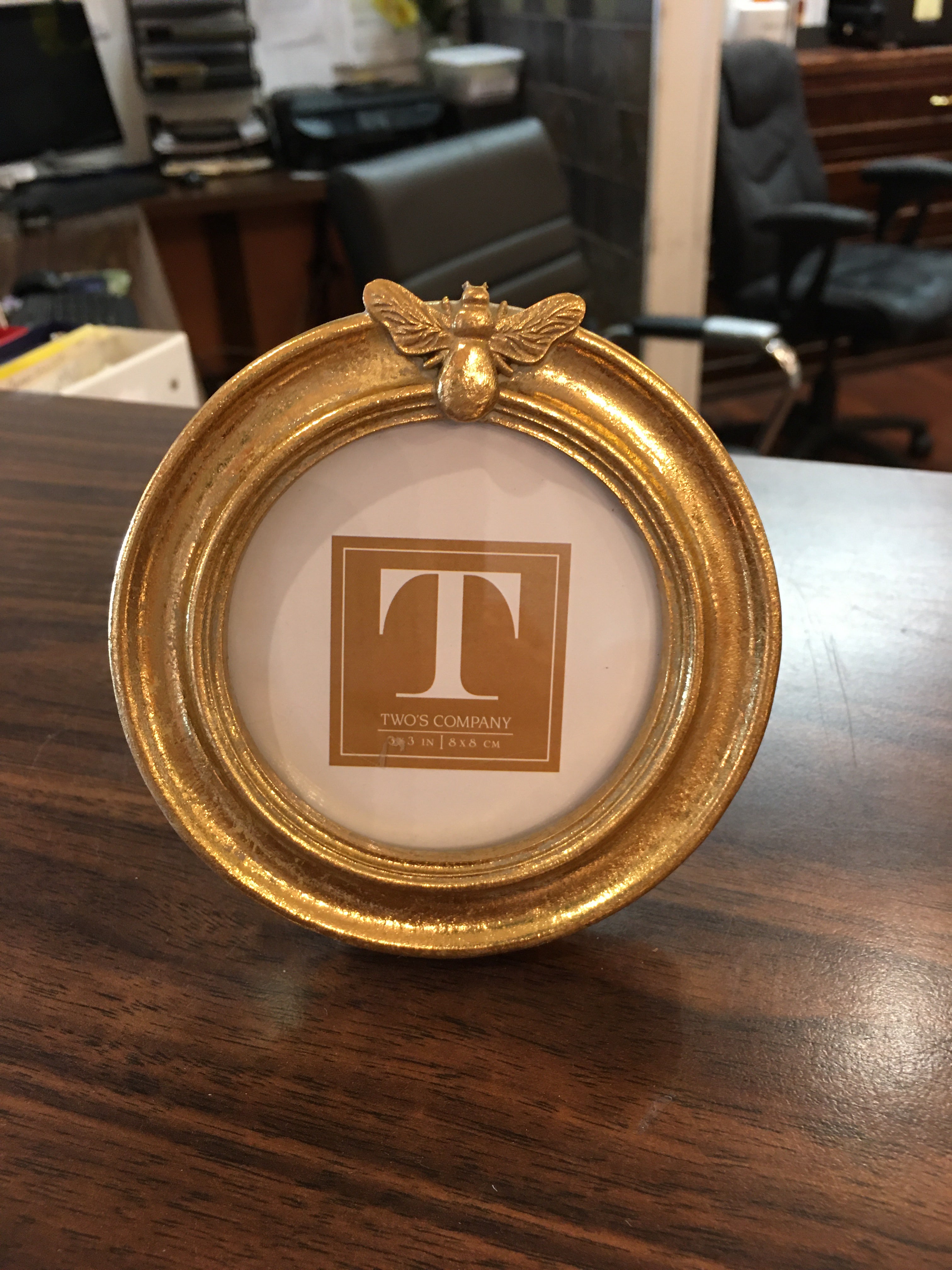 GOLDEN BEE PHOTO FRAME ROUND – Consign & Design